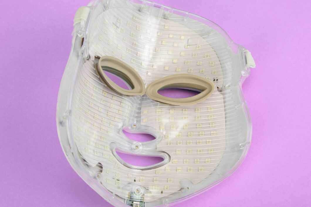 Maska LED na twarz – moja opinia - Blog MJ